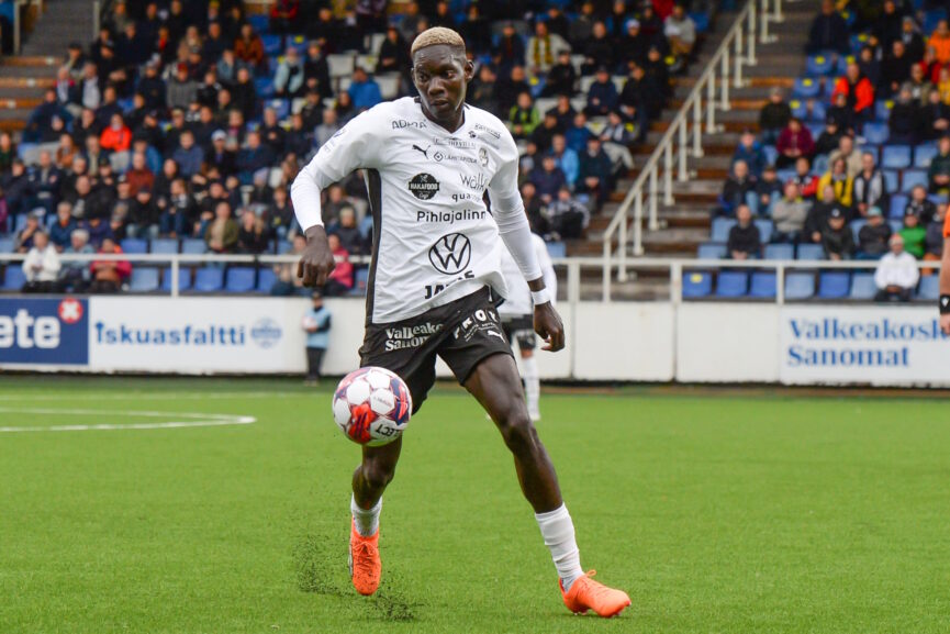 Maissa Fall koki Puolassa jotain mitä ei halua enää kokea - FC Haka